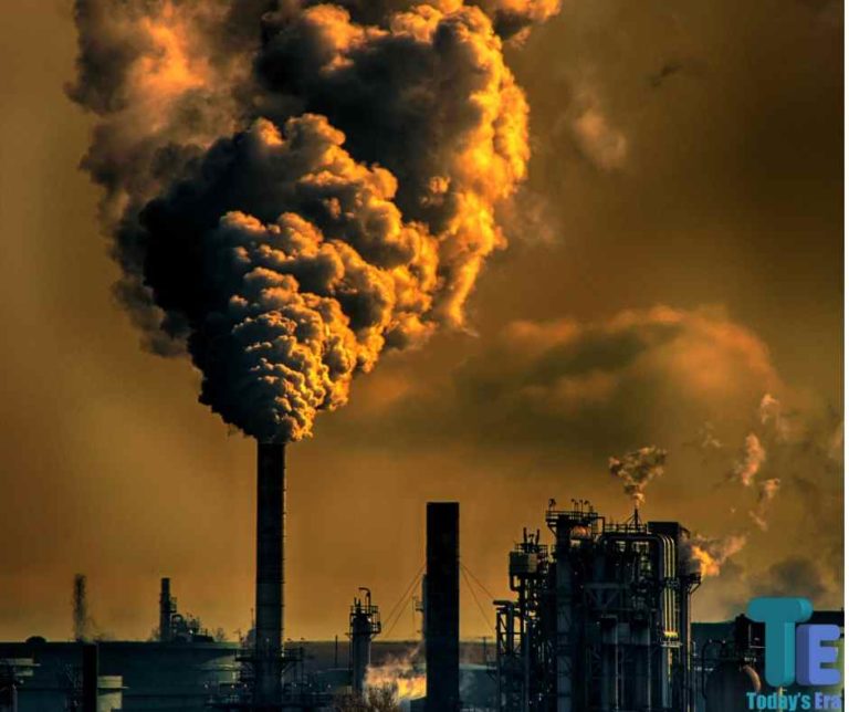 10 lines on Pollution in Hindi | प्रदुषण पर 10 वाक्य (लाइन्स) हिंदी में